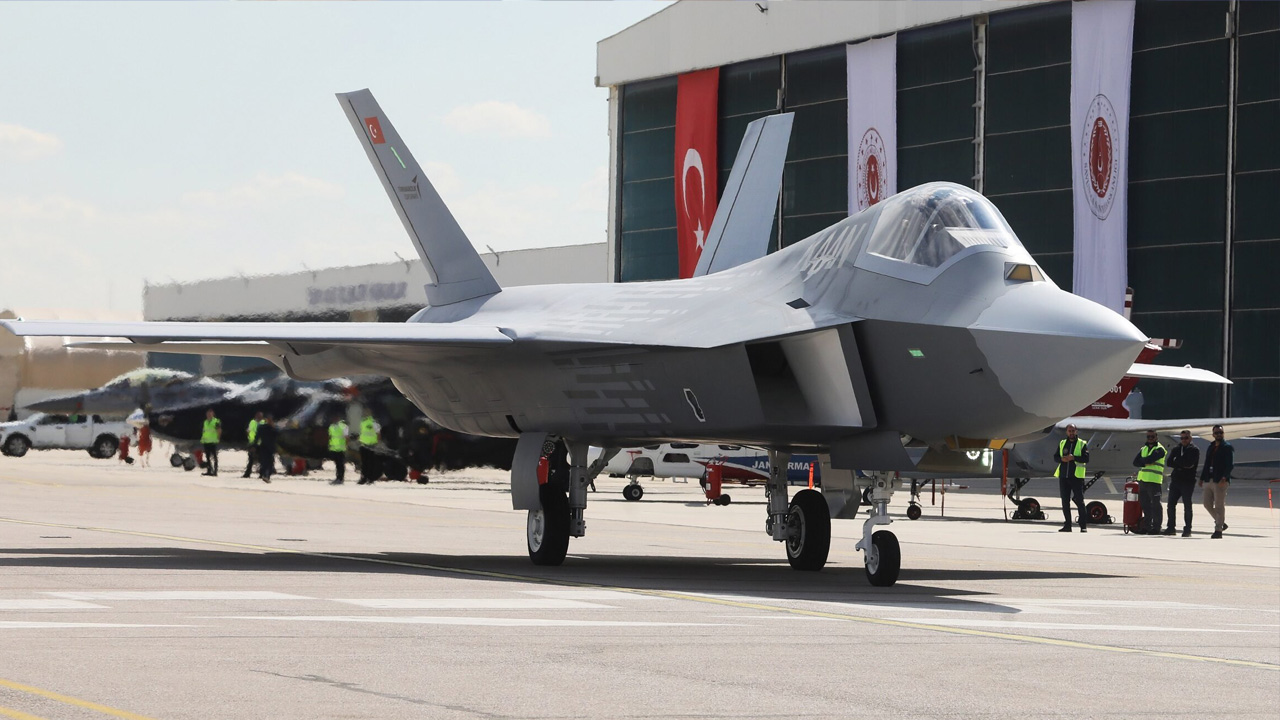 Turkish Aerospace's Successful Maiden Flight of 5th-Gen Fighter 'KAAN ...