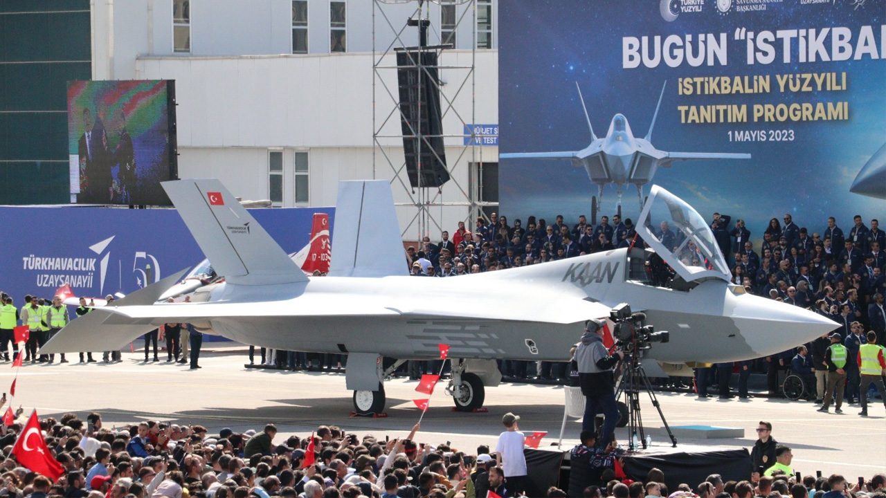 Turkish Aerospace's Successful Maiden Flight of 5th-Gen Fighter 'KAAN ...